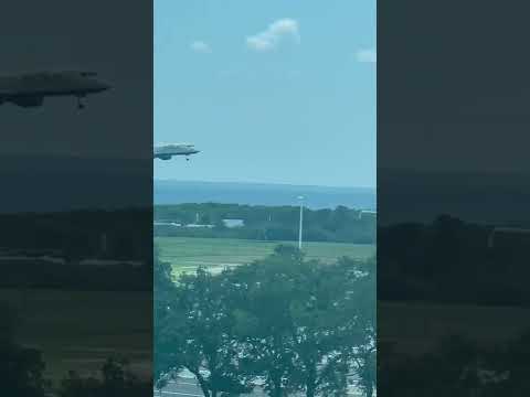 JetBlue e190 coming from Cancun to tampa