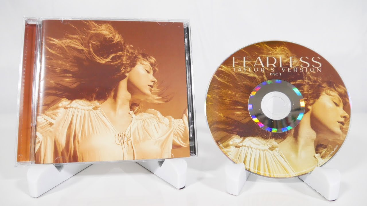 Taylor Swift - Fearless (Taylor's Version) CD Unboxing