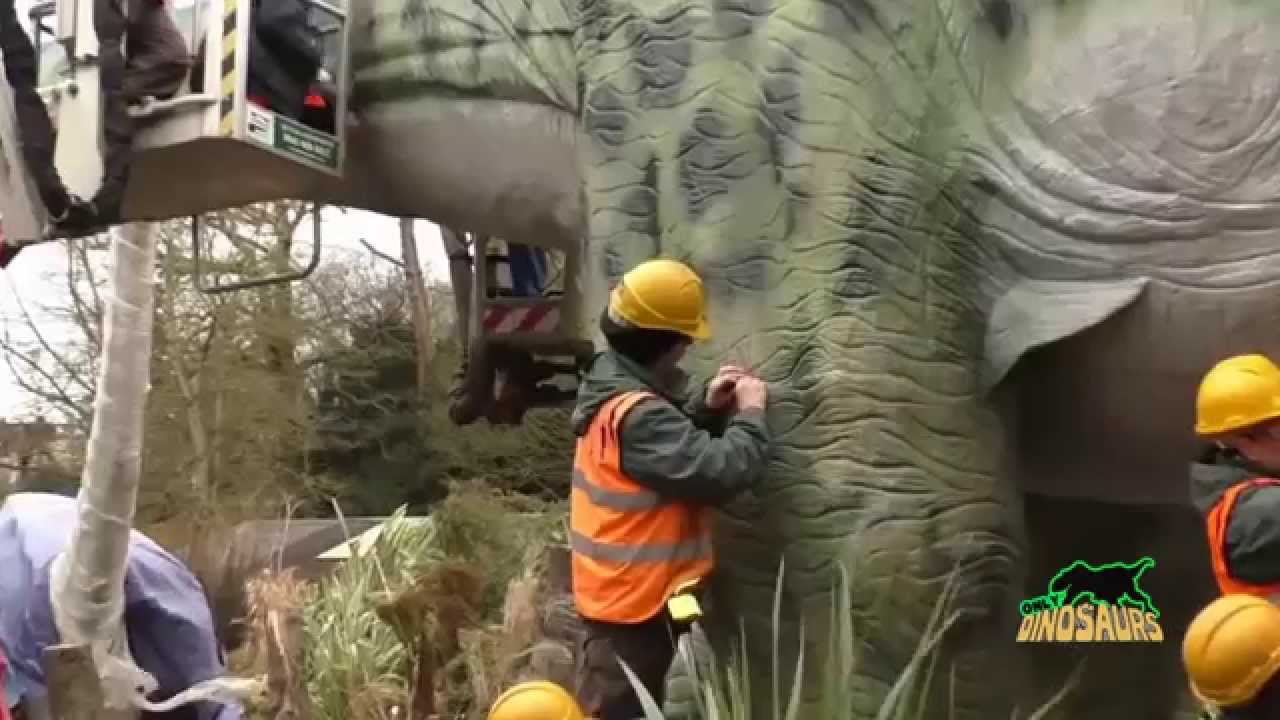 ONLYDINOSAURS PRODUCTION-How to Repair Dinosaur Skin