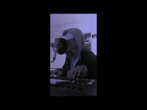 Kim Kyung Hee (김경희) - Songs, Events and Music Stats | Viberate.com