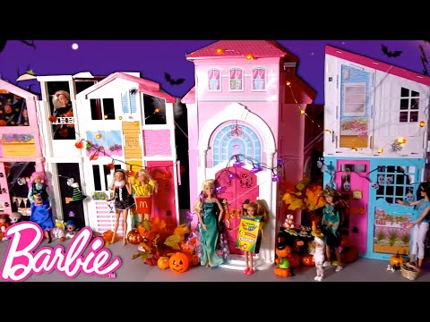 Barbie Dolls Halloween Stories, Dress up Party & Trick or Treating Fun