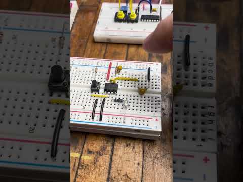 555 Timer on the Breadboard #555timer
