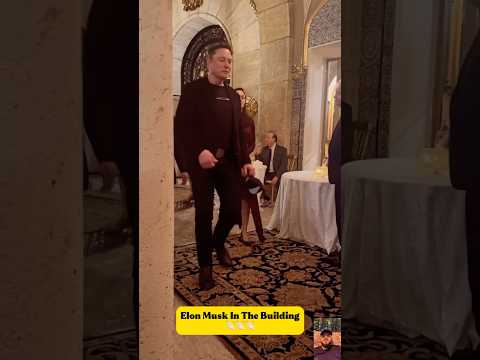 Elon Musk last night at Mar-a-Lago for dinner with President Donald Trump! 🇺🇸 #donaldtrump #musk