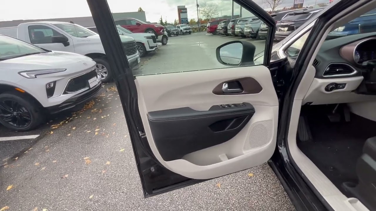 2023 Chrysler Grand Caravan SXT Stock# X58581