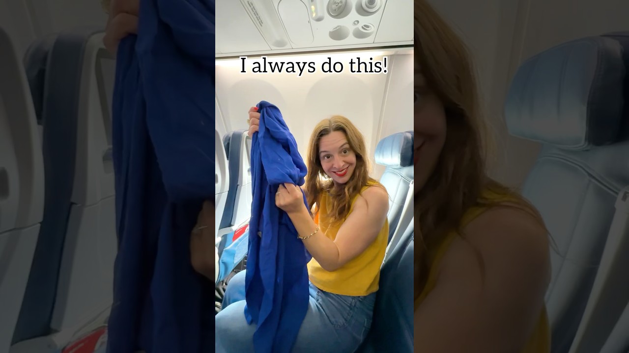 Use a scarf, shawl or blanket, to make a kid friendly hammock on airplanes #travel #mom #airplane