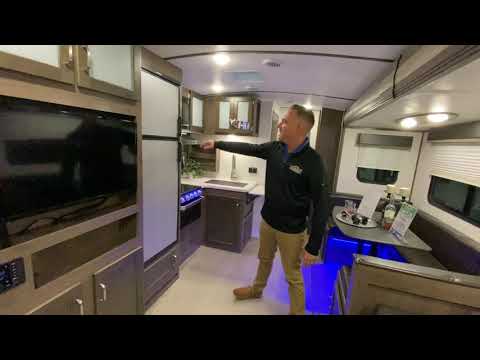 Passport 3400QD - Check out the bunk room in this bad boy!
