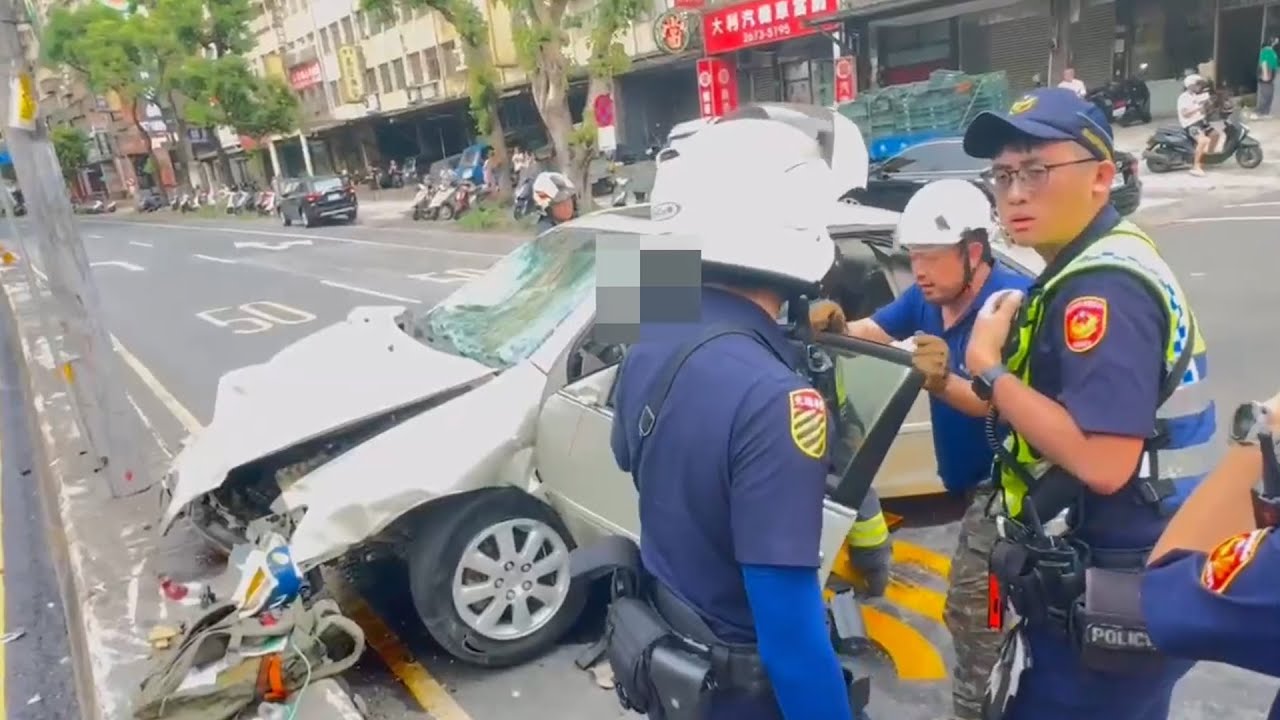 New Taipei traffic accident kills 3, injures 12 - Focus Taiwan