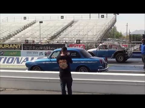 DRAG RACE at BUGORAMA 2015 phoenix VW BAJA BUG vs VW NOTCHBACK