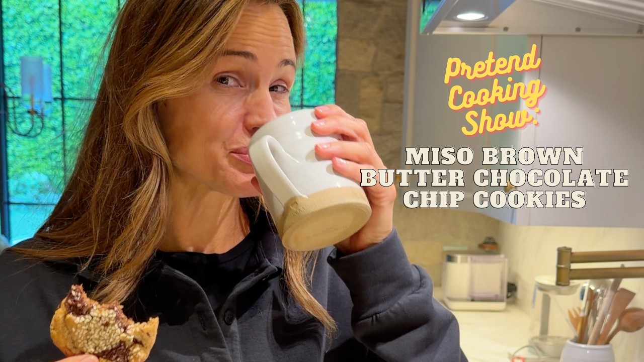 Pretend Cooking Show: Miso Brown Butter Chocolate Chip Cookies