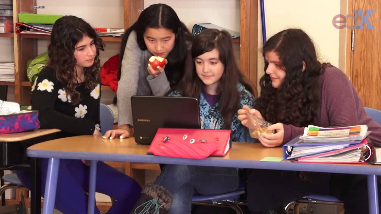 Programming in Scratch: Blended Learning