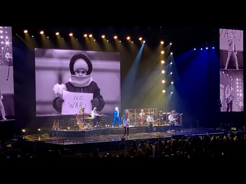 Rod Stewart - Rhythm of My Heart [Ukraine Tribute] - Live in Lisbon - 16 Jul 2023