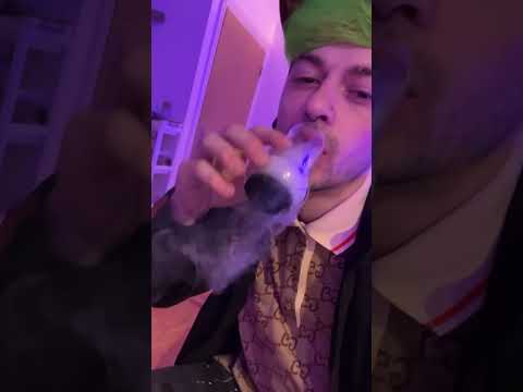 Ever seen this way to vape?