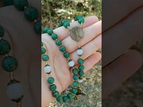 New rosary in the shop - Happy St. Patrick's Day! ☘️