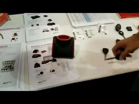 Car transponder Key cloning: 884 Decryptor Mini - Keyline Clone Car Keys Easy!