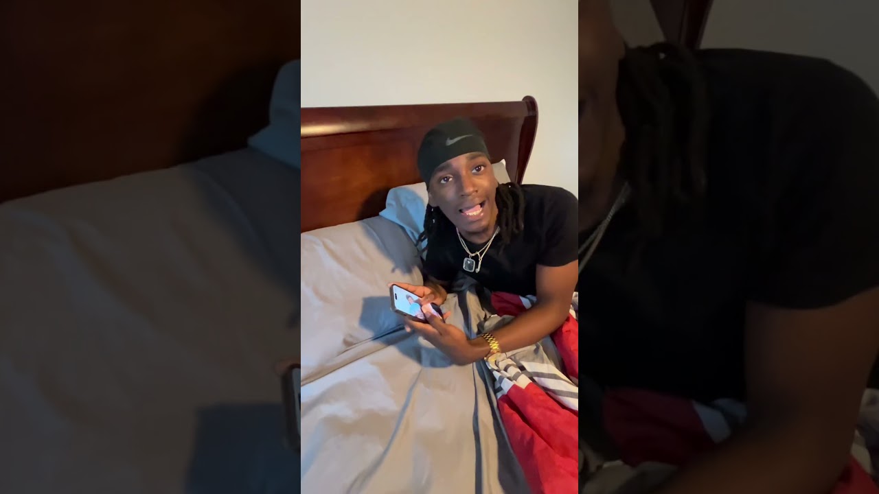 Dudes just be slow when they cheating😂😂😂 #funny #comedy #shorts #meez100k