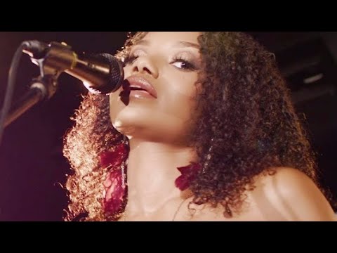 AMALE REINA - Food For My Soul [Official Video]