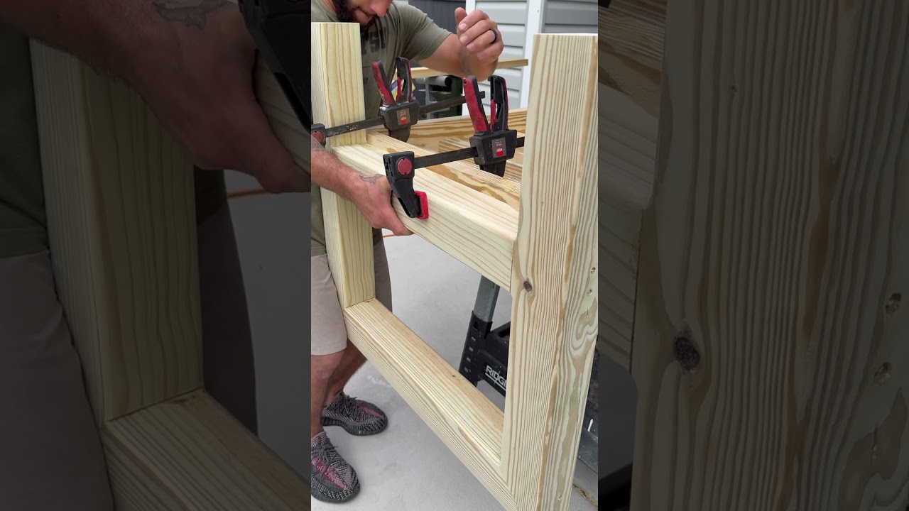 Building a outdoor patio bench. #diyprojects  #diybuilds #patio #patioideas #diy