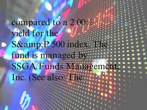 A Look at the Technology Select Sector SPDR ETF (XLK, AAPL)