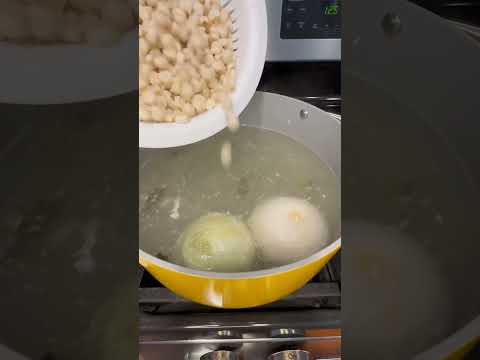 Quick and Easy Pozole de Pollo ๐ฒ๐ฝ