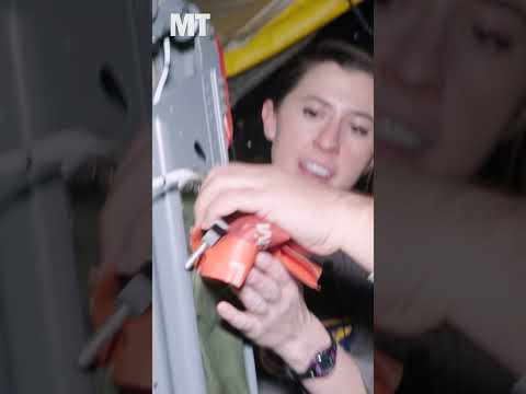 Eject, eject, eject! Learn how to punch out of a B-52 Stratofortress