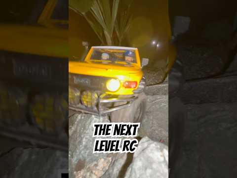 TOYOTA FJ CRUISER HITS THE GAS TO MAKE IT PAST THIS SPOT! #shorts #rccar #fms