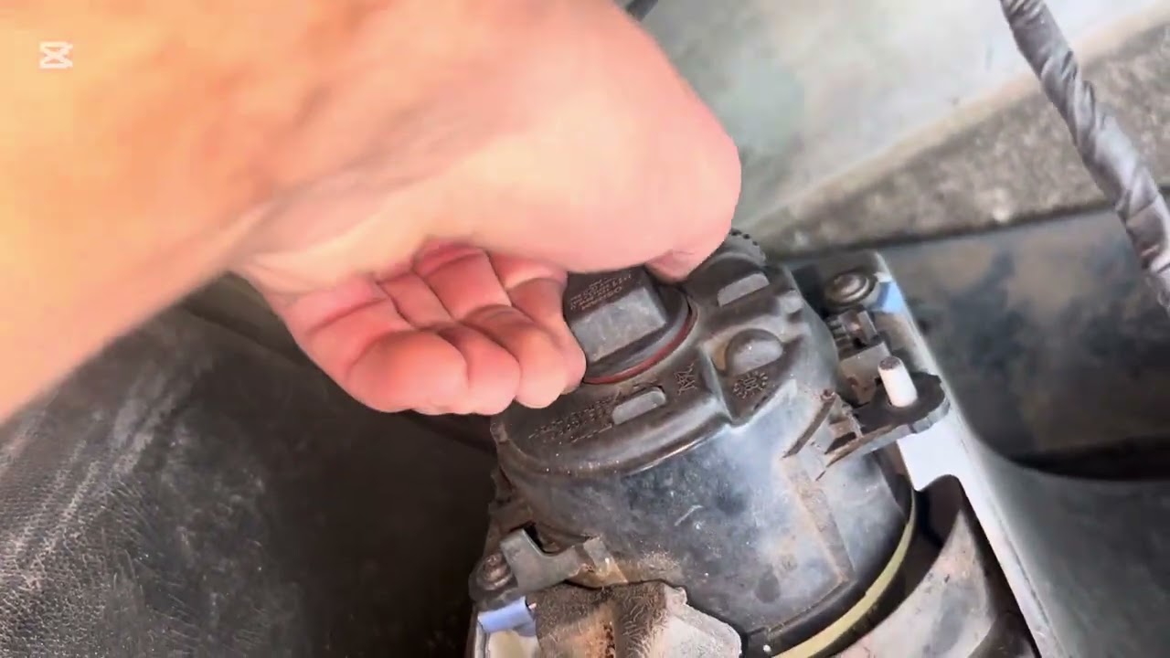 How to remove ve commodore front bumper(simple as!)