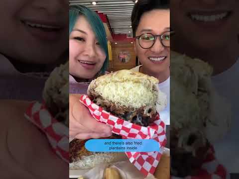 Venezuelan Arepa Panbellon Mukbang ft Wah (foodwithfriends) #shorts