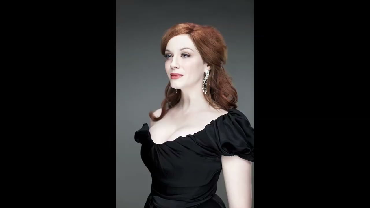 60 Sublime Photos Of Christina Hendricks