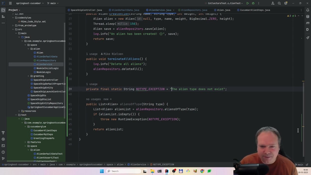 Java Error Message Constants Vs Enums