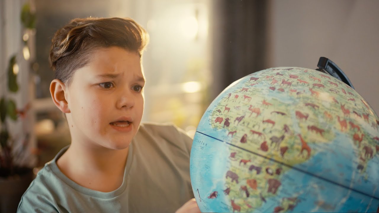 Borta Bra Men Hemma Bäst by Grannen Måns from Sweden | Popnable