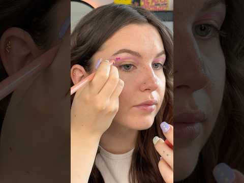RATE THIS LOOK FROM 1 TO 10 💗 #creativemakeup
