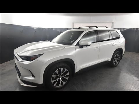 Used 2024 Toyota Grand Highlander Rochester NY Fairport, NY #13005473T