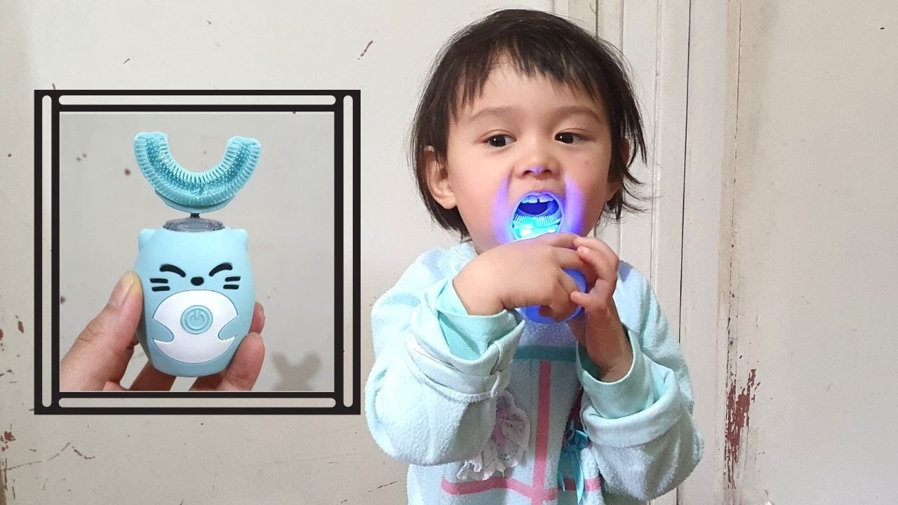 Electric U-Shaped Toothbrush REVIEW | 2 to 3 Year Old Toddler