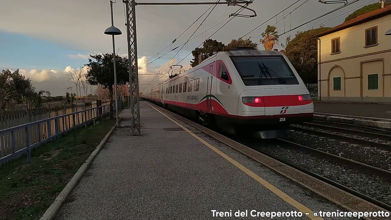 Treno Frecciabianca 8620 con ETR460.22 in transito a Castagneto ...