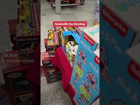 Nashville Ross Toy Hunt