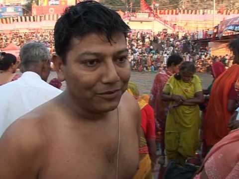 Millions dip in Ganges at world's biggest religious festival