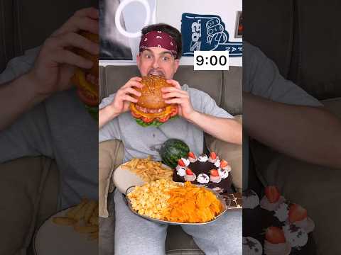 When you EAT all the food in 1 second, and WATCH tv all night😌❤️🍔🍰| CHEFKOUDY