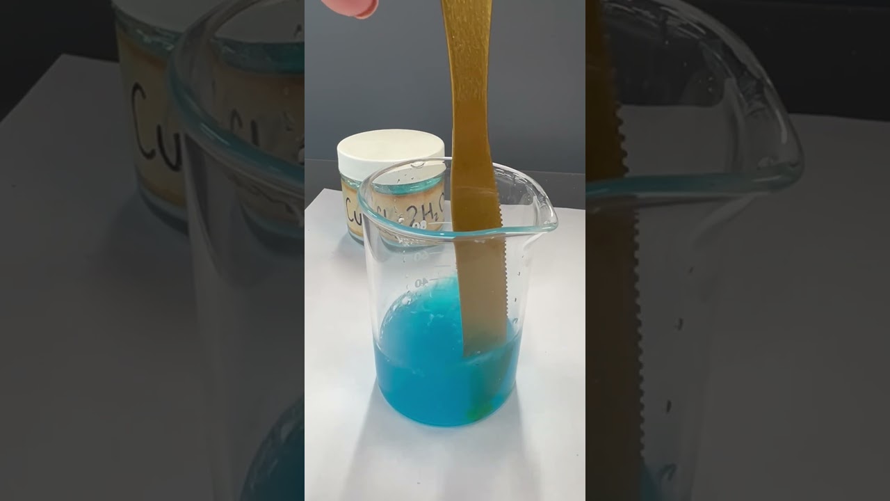 Making a copper (II) chloride solution