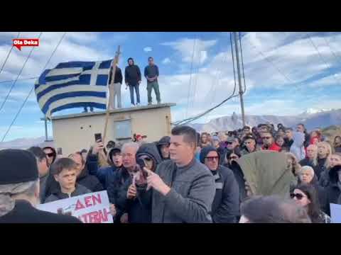 Μανιάκοι - Σταυρός | Ειρηνική διαδήλωση στο Μαύρο Βουνό (φωτο – βίντεο)