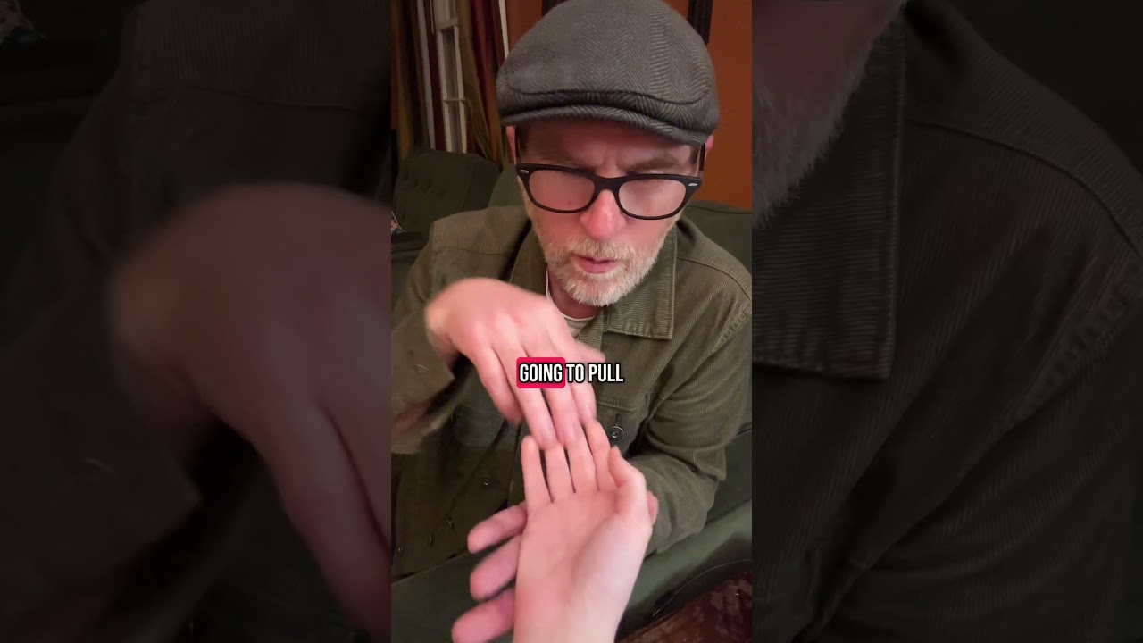 Do you remember playing this ASMR string game as a kid? #asmr #asmrkenobi #tingles