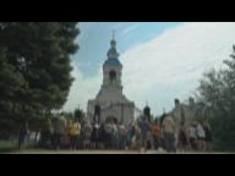 Donetsk region churchgoers pray for peace