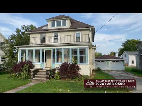 3BR/1.5BA - 1,466 sqft Am. Four Square - 1st floor laundry, original HW floor!