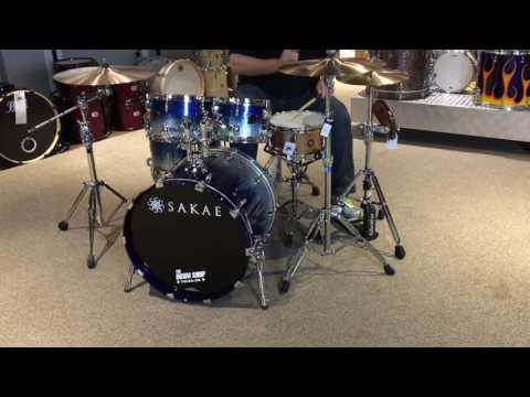 Sakae 12" x 6" 2014 Maple Snare Drum in Gold Sparkle | Reverb