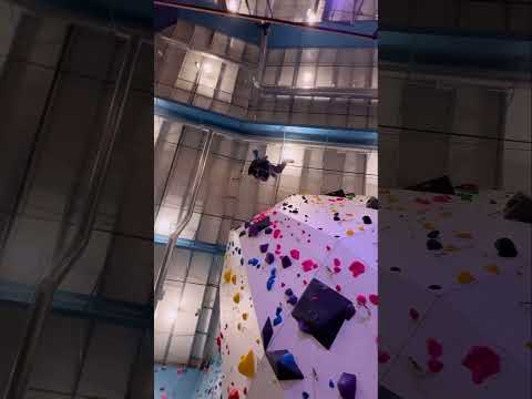 Indoor Adventures at Session Climbing | Santa Rosa, California