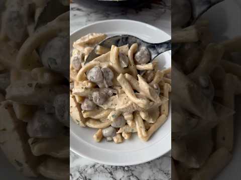 Creamy Chicken and Mushroom Pasta