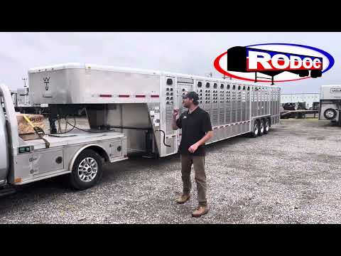 38’ Wilson Aluminum Livestock Trailer