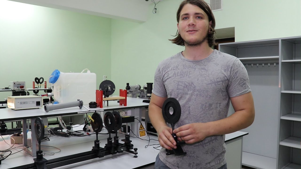 Diffraction from a single slit | Kazan physics lab course