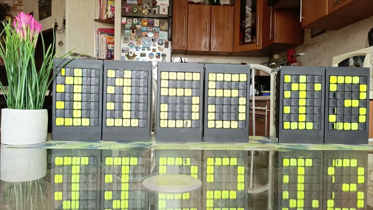 Fok_GYEM flipdot clock