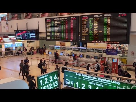 Lets Explore KL TBS Bus Terminal ! π Aircon and Many Shops π Terminal Bersepadu Selatanπ