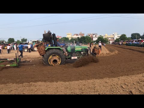 tractor fails in deep mud | tractor stuck in mud | tractor muqabla